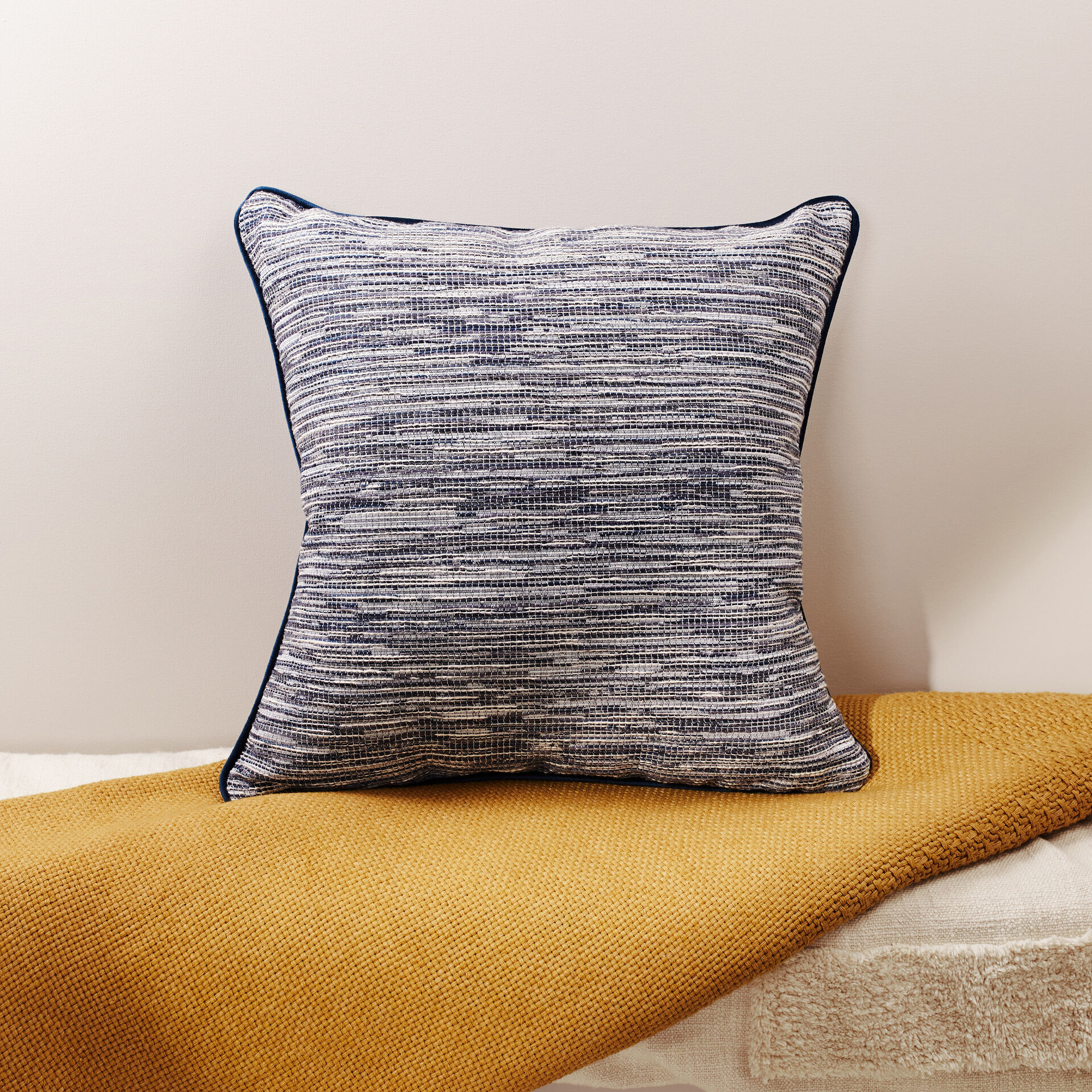 Slub Texture Cushion